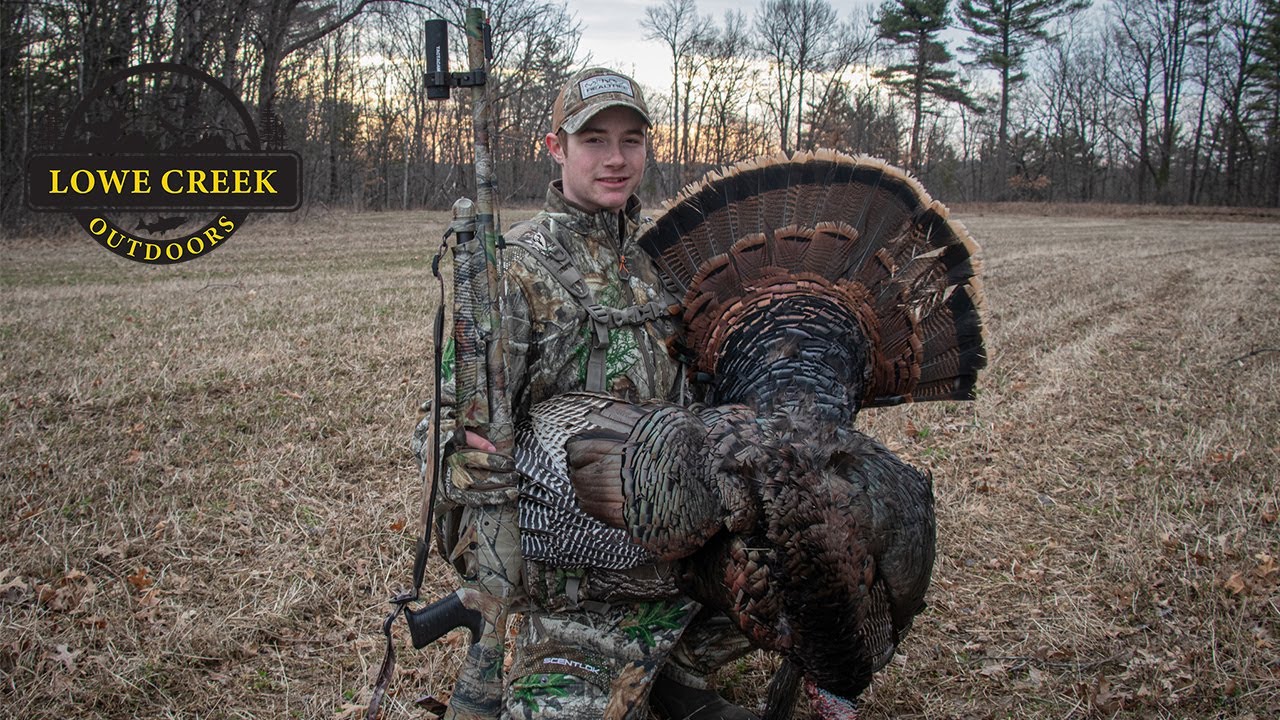 Successful Wisconsin Turkey Hunt, Hunting a Large Flock of Turkeys ...