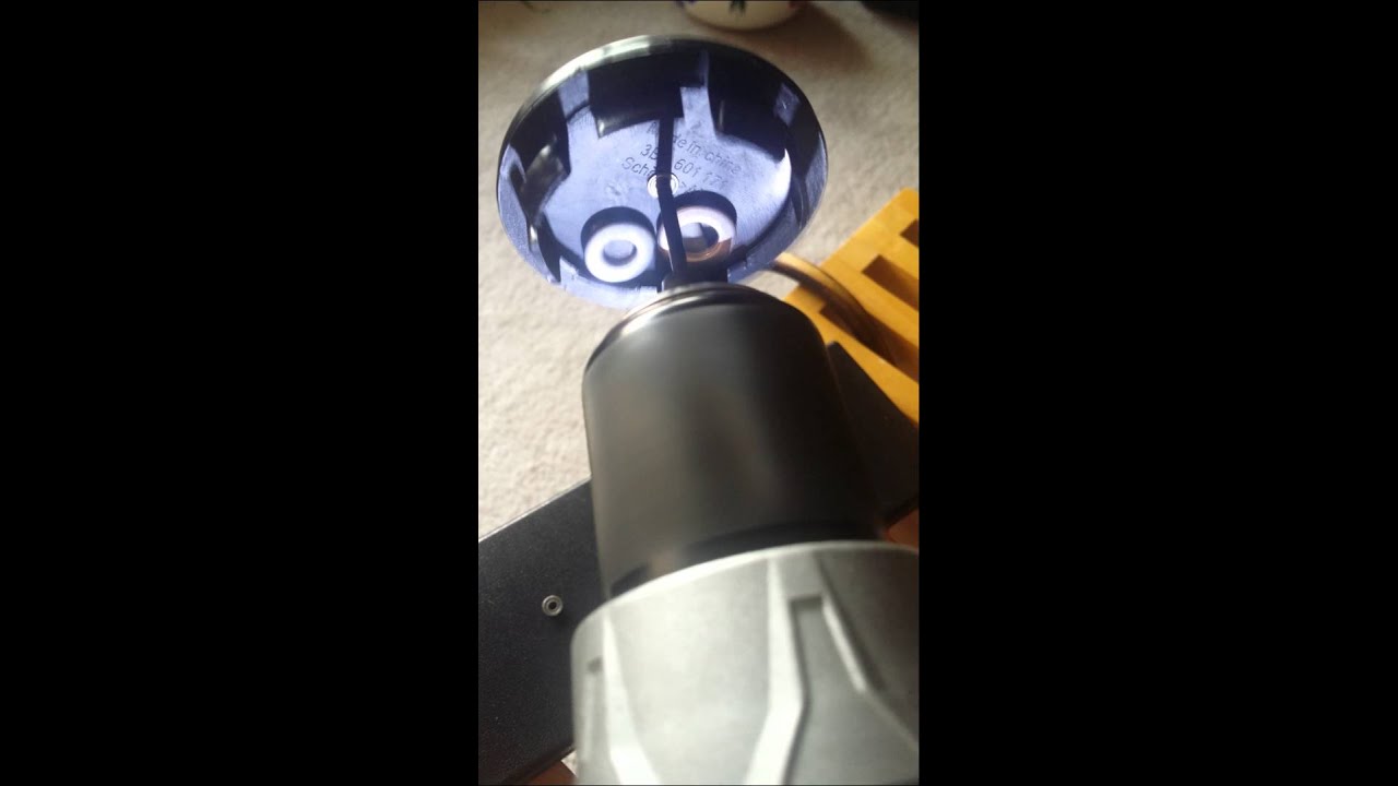 Protoyping DIY spinning wheel caps which are always upright - YouTube