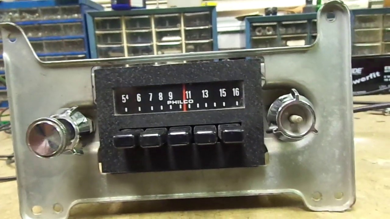 1974 Lincoln Continental AM Push Button Radio Philco D4VA-18806 w/Face ...