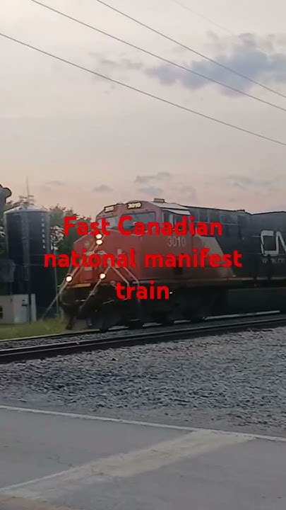 60 mph Cn manifest train - YouTube