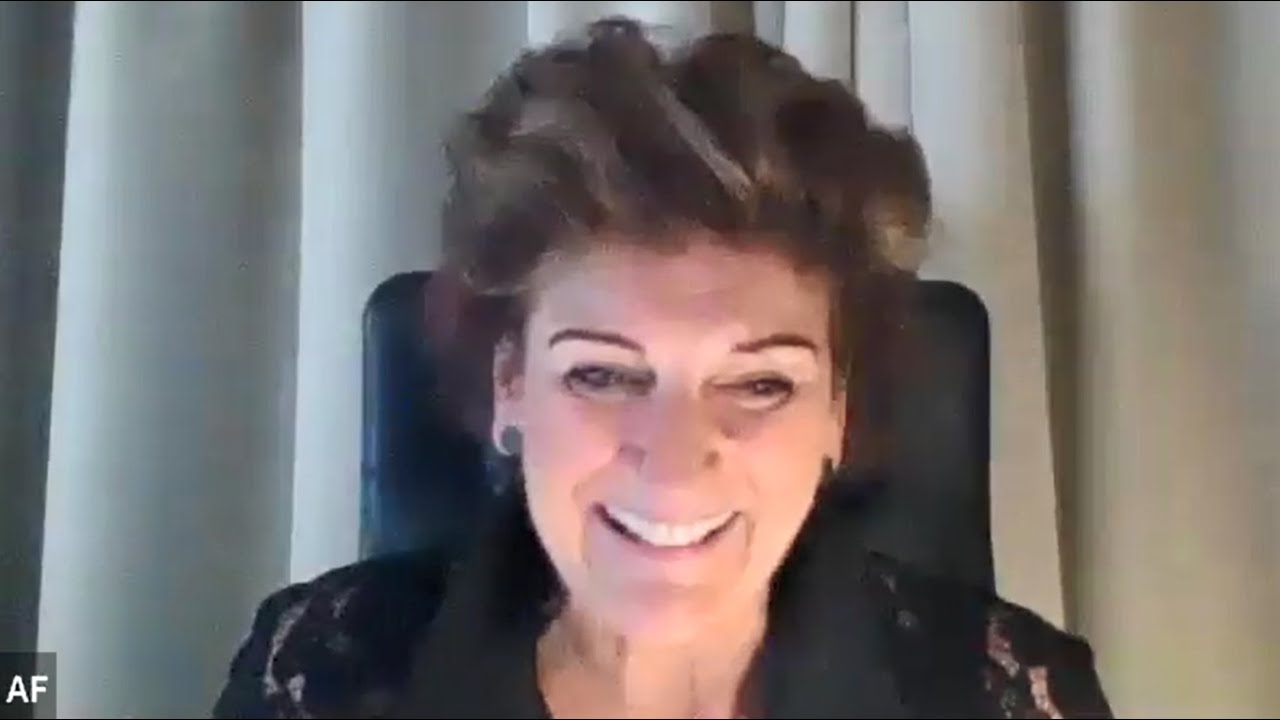 Master H Meets…The Hon Mrs Justice Alison Foster DBE - YouTube