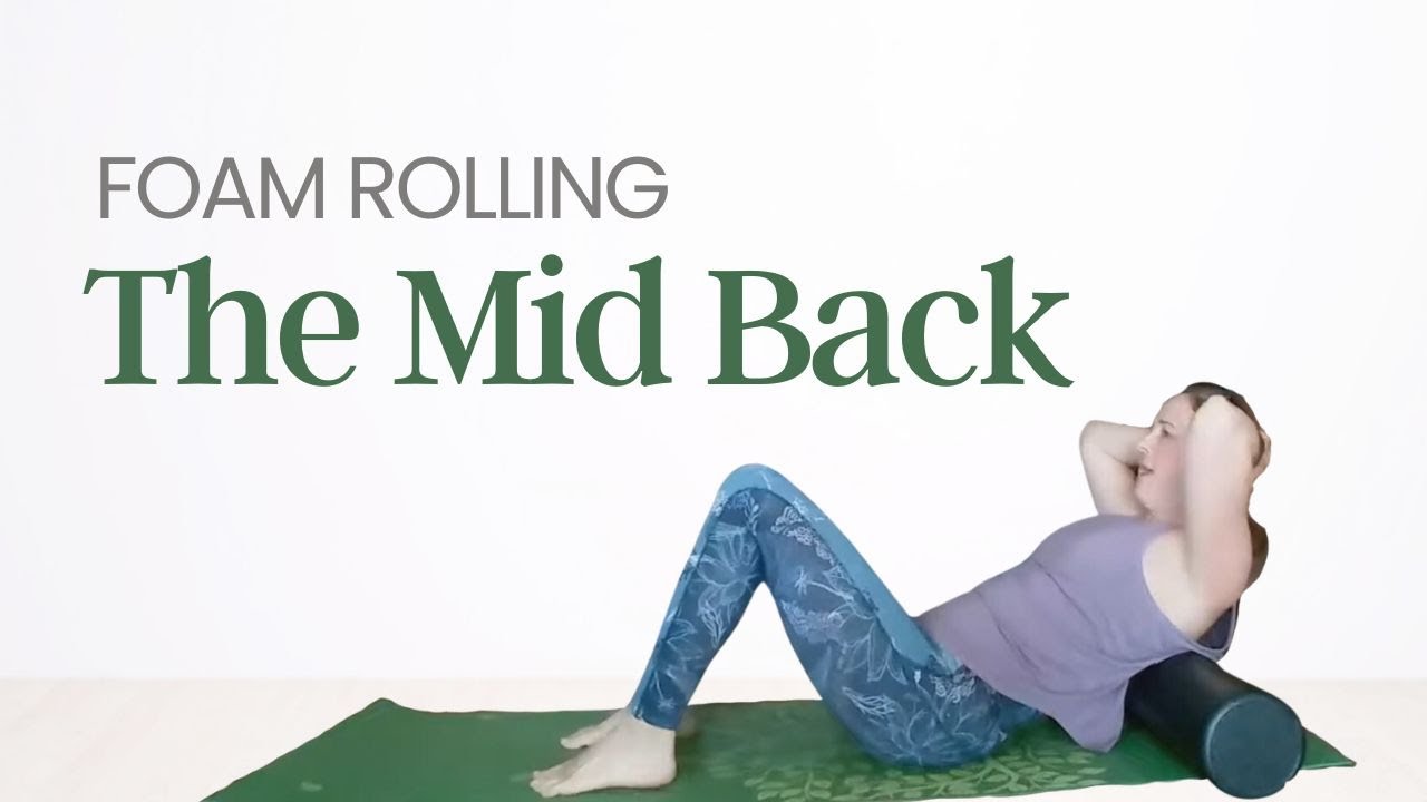 Foam Rolling the mid back - YouTube