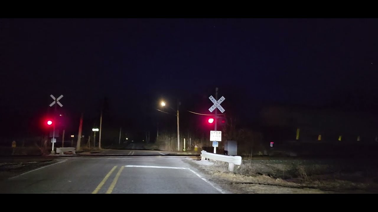 LSRC 6351 & LSRC 6356 Southbound Bridgeport CSX Grain Freight - YouTube