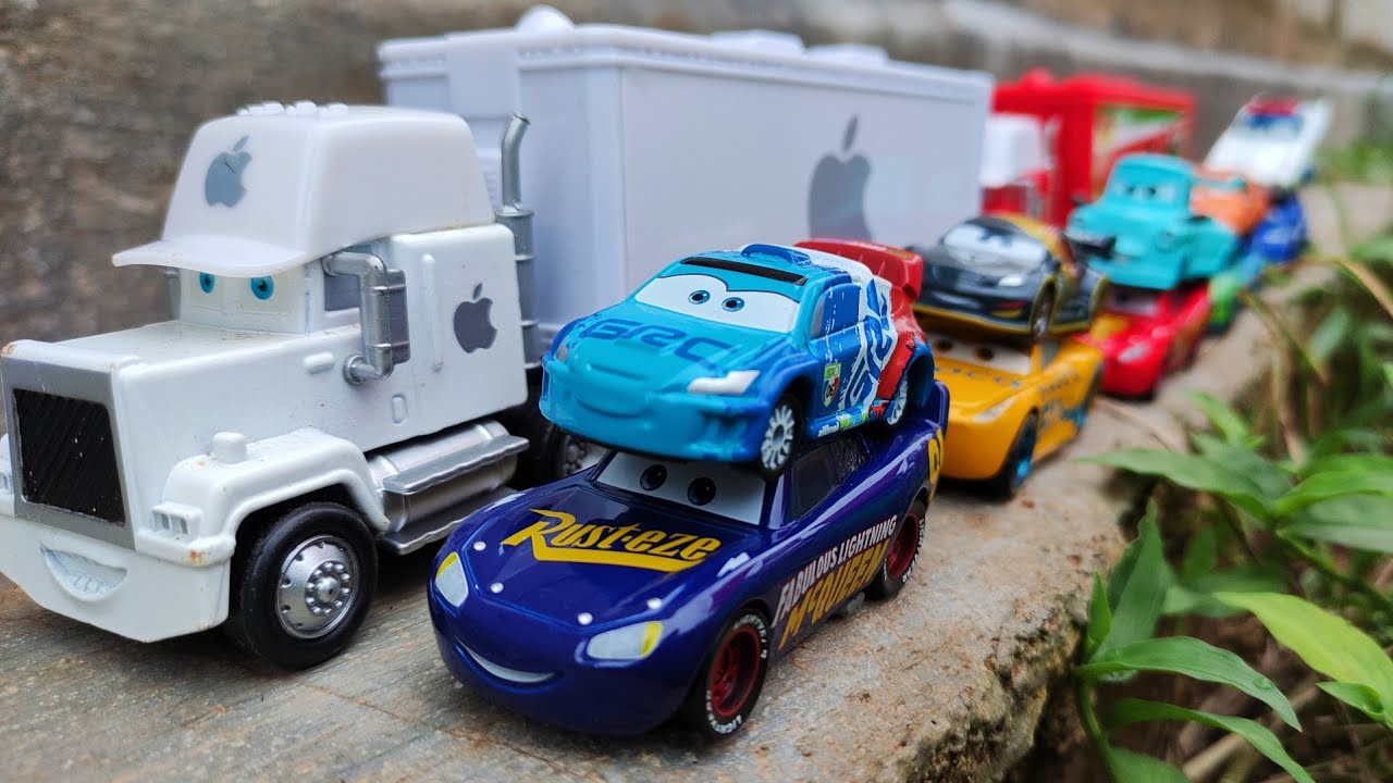 Looking for Disney Pixar cars toys, Fabulous Mcqueen, Raul Caroul ...