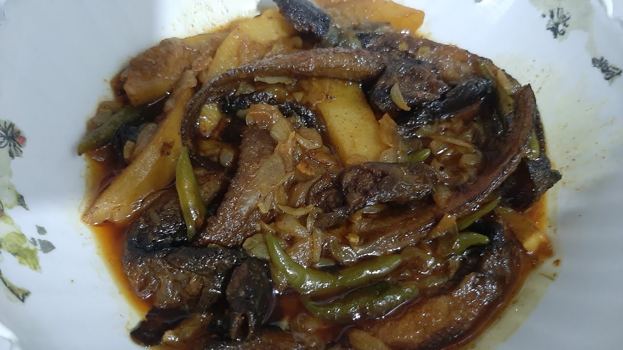 সুস্বাদু শিং মাছের ভুনা||Mach vuna recipe||আলু দিয়ে শিং মাছের কারি ...