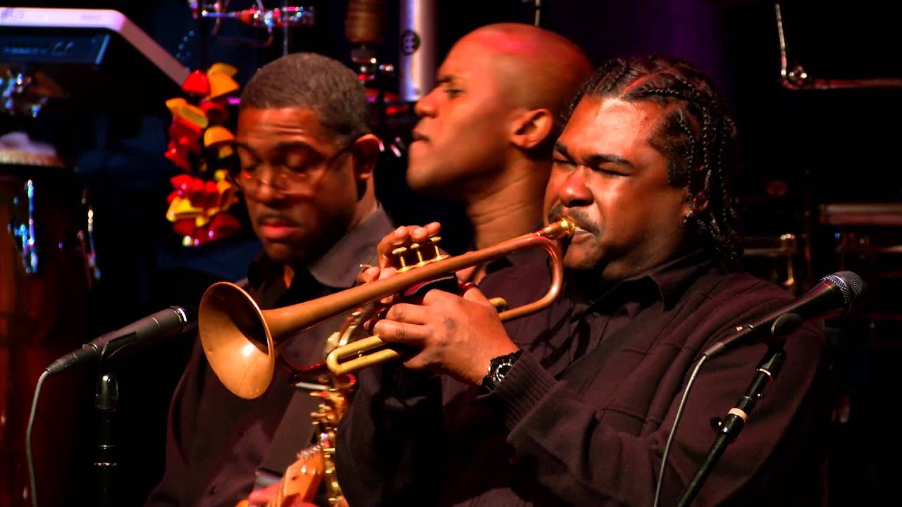 Marcus Johnson Live At Bethesda Blues And Jazz - Groovin' in Bb - YouTube