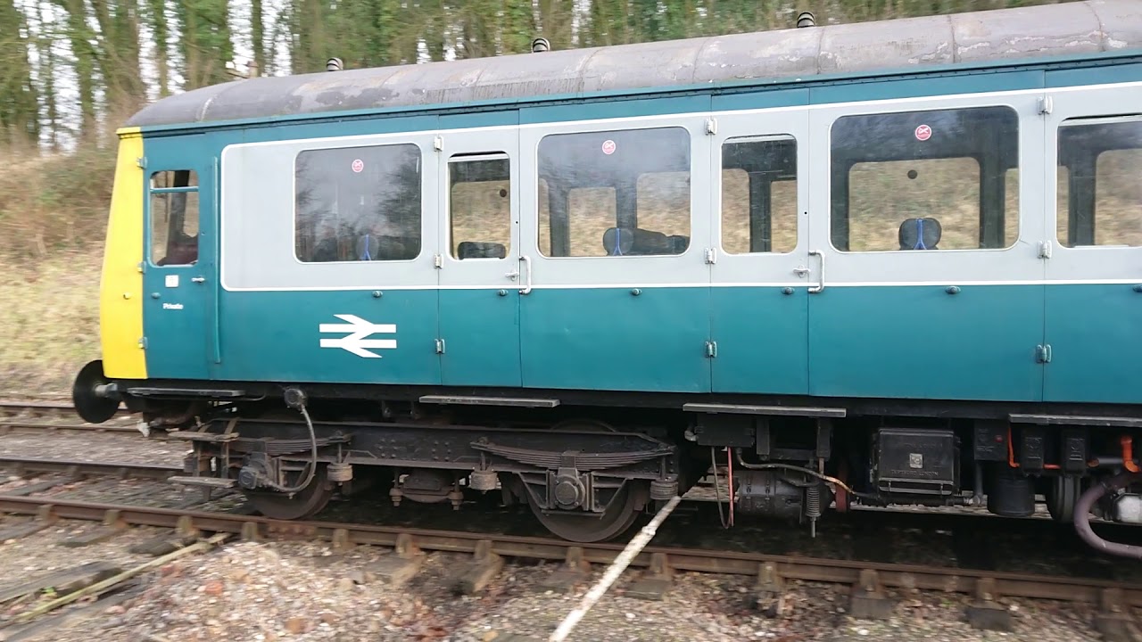 Class 116 / 121 arriving at Shackerstone 31/12/19 - YouTube