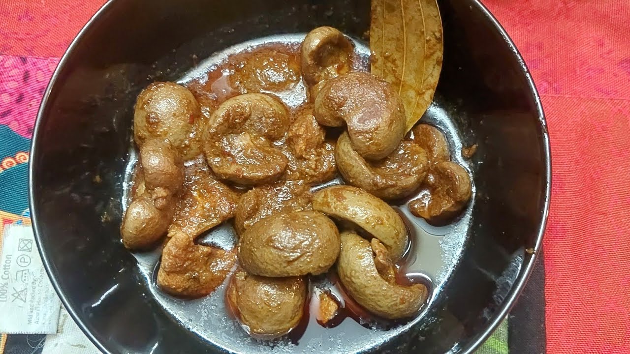 Gurda-kapoora (goat testicles and kidneys) masala - YouTube