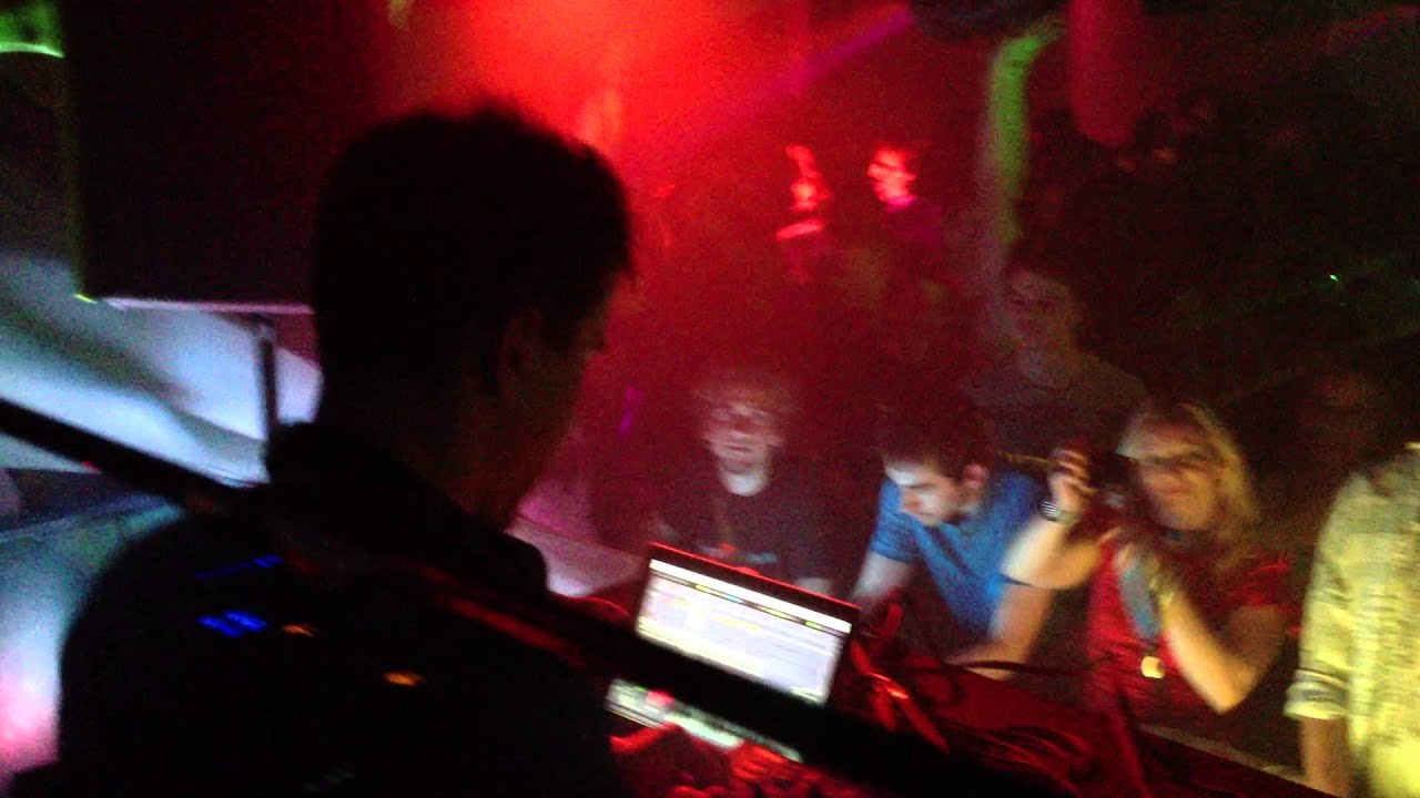 Atyss Live 17 10 12 - YouTube