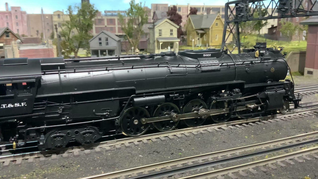 Santa Fe 5011 Class Rented Mule Pt. 1 - YouTube