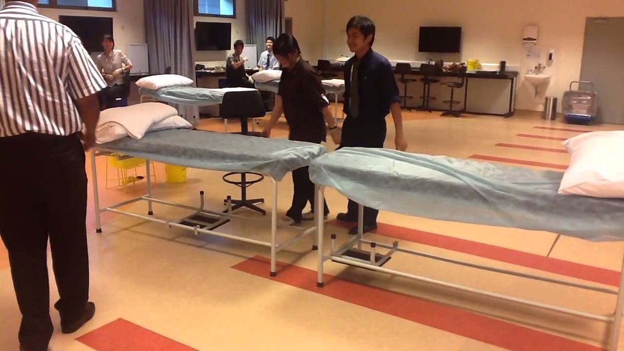 March Basic Suturing Workshop part 1 - YouTube