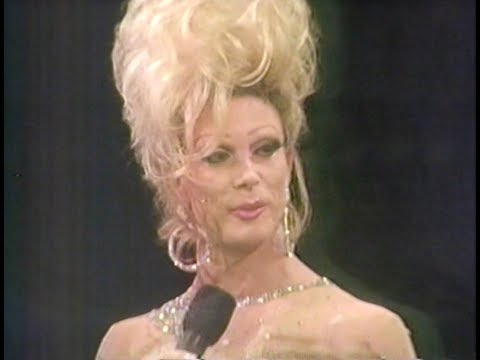Las Vegas's Frank Marino on The Vicki Show, 1993
