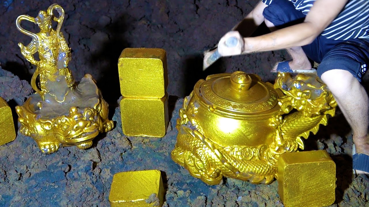 A Large Amount Of Treasure Was Found Buried In The Cave I Got Rich a-large-amount-of-treasure-was-found-buried-in-the-cave-i-got-rich