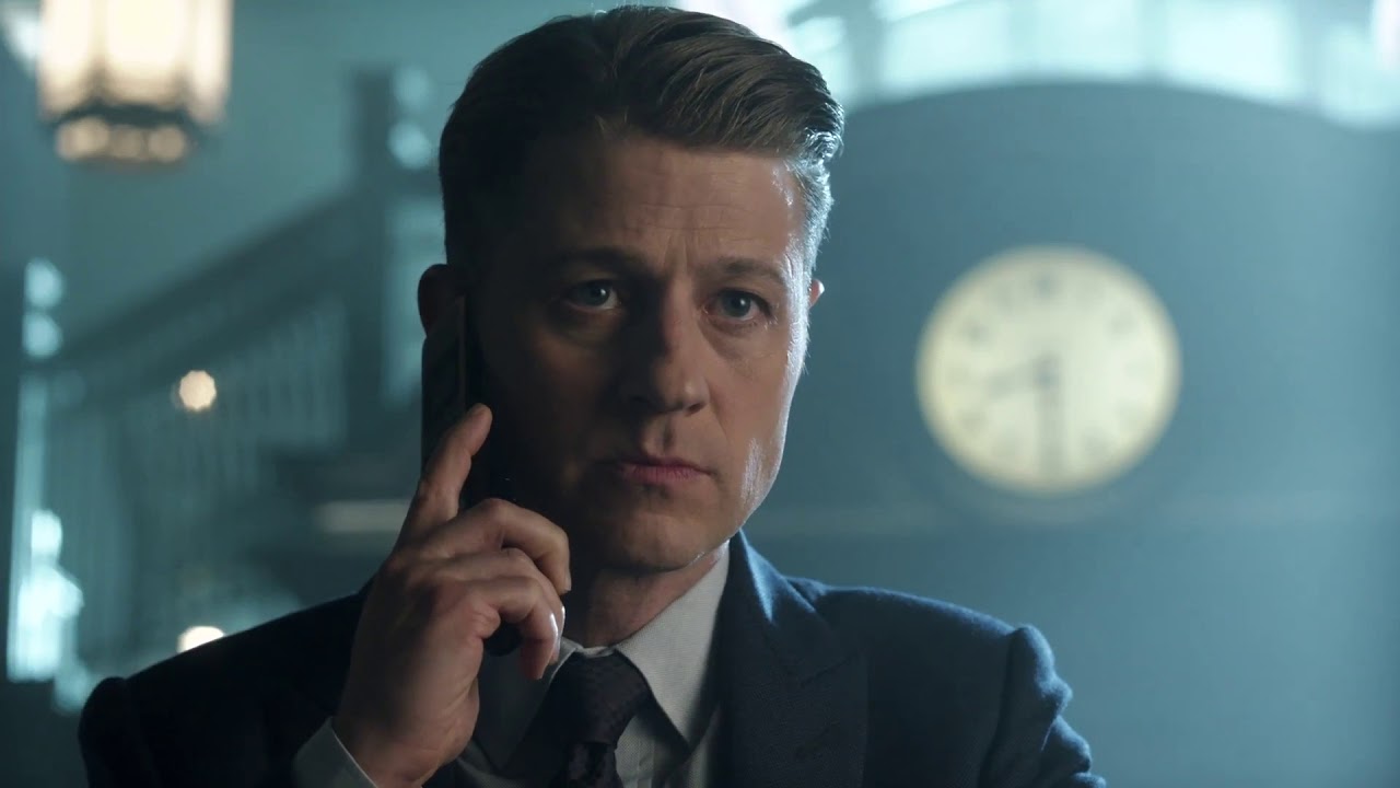 Gotham FOX Season 4 Professor Pyg Trailer - YouTube