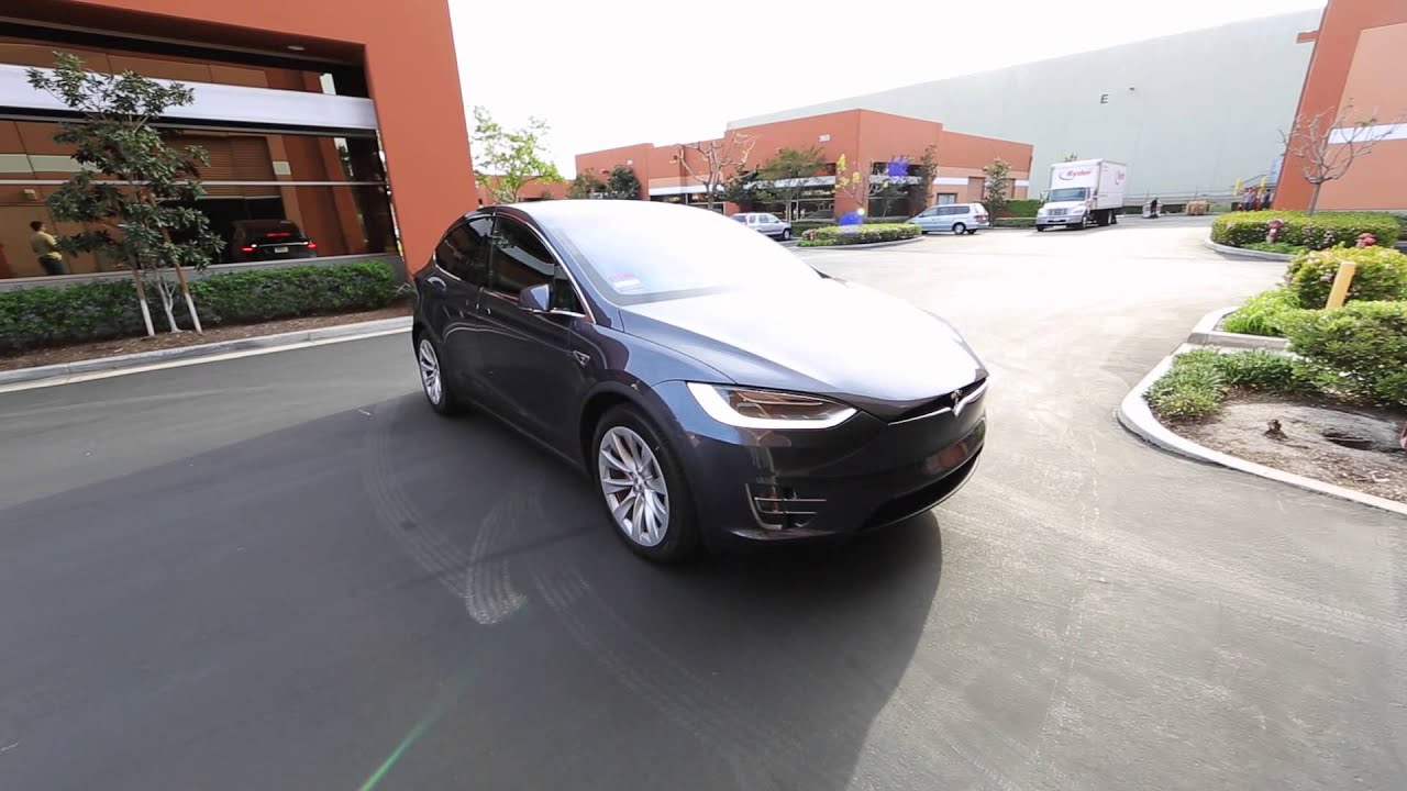 Tesla Model X Autonomous Mode - YouTube