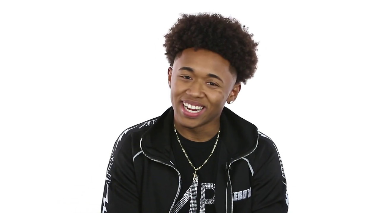 How To Ask A Celebrity For A Picture By SmoothGio YouTube how-to-ask-a-celebrity-for-a-picture-by-smoothgio-youtube