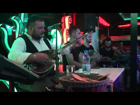 Hakan Atik - 2015 - Ayaş Dedikleri & Evlerinin Önü & Ankaranın Bebesi ( Canlı Performans )