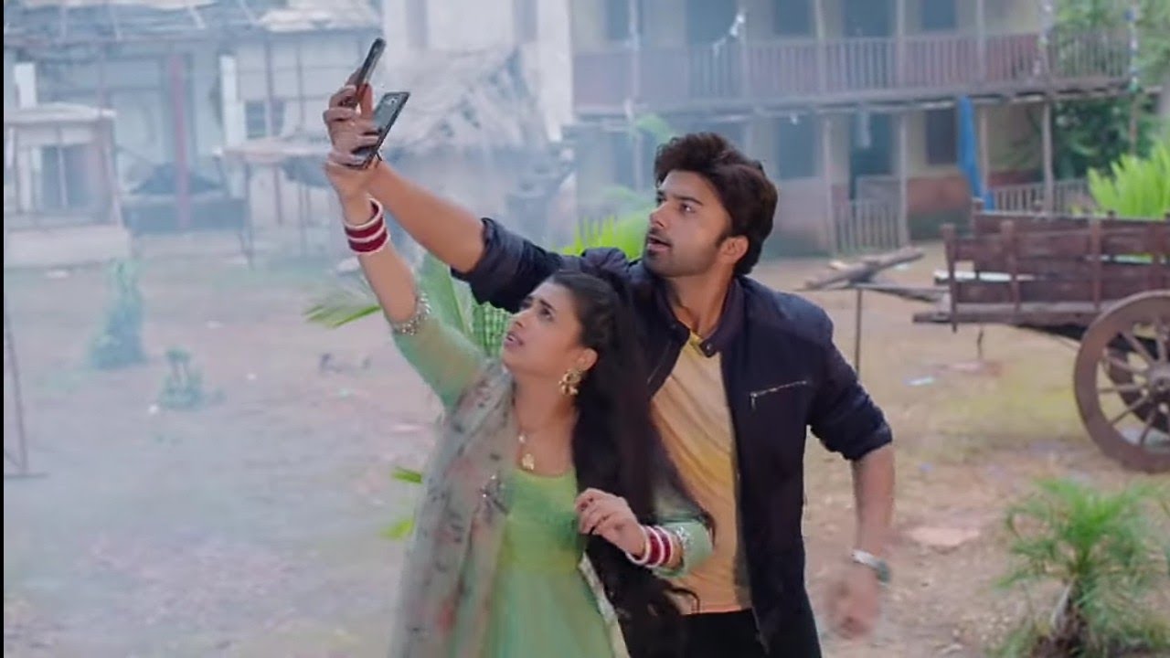 Sasural Simar Ka S2 16 August Romantic mommens - YouTube