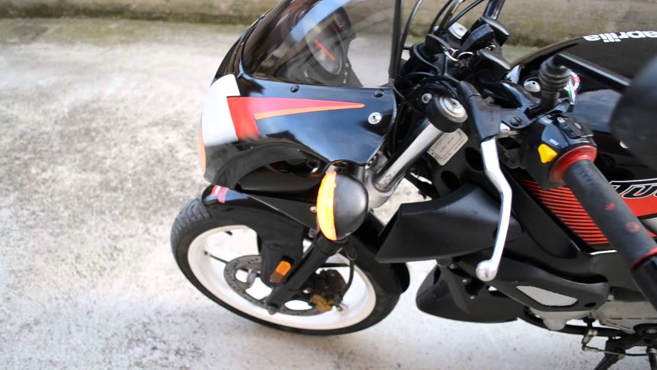 APRILIA TUONO 50CC YOUMOTORS AM6 - YouTube