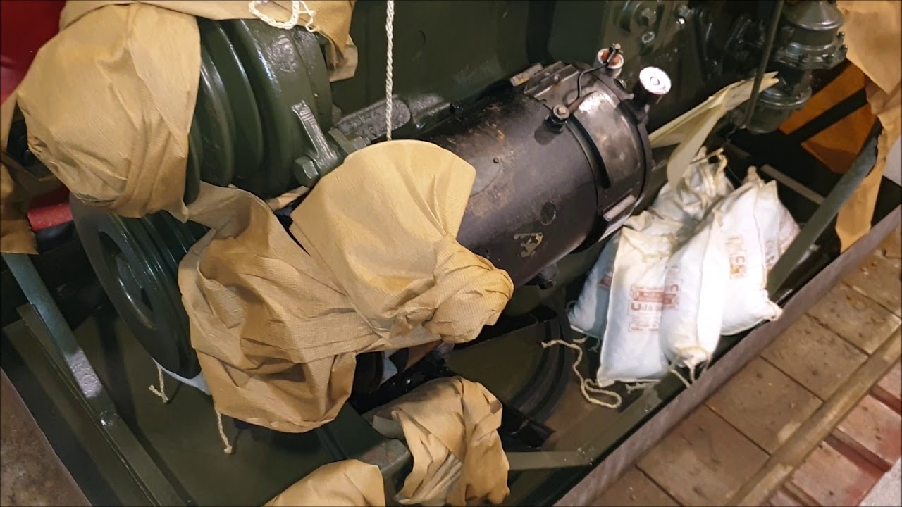 Unboxing White 160AX Half Track WW2 Engine - YouTube