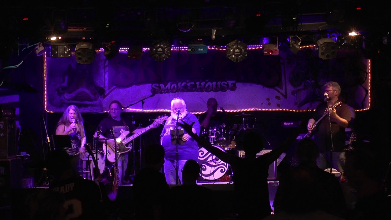 BaChiBa - Black Dog at SkipperDome - YouTube