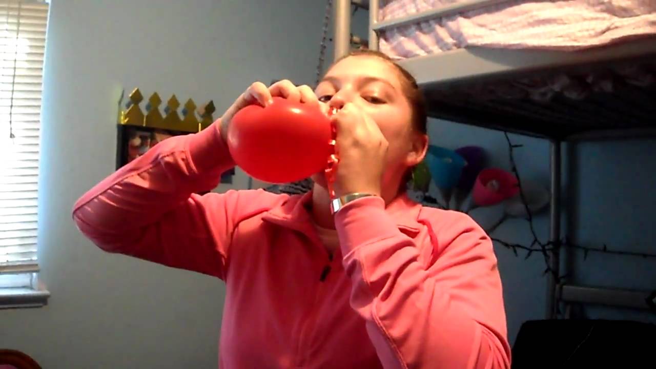 Balloon talk. - YouTube