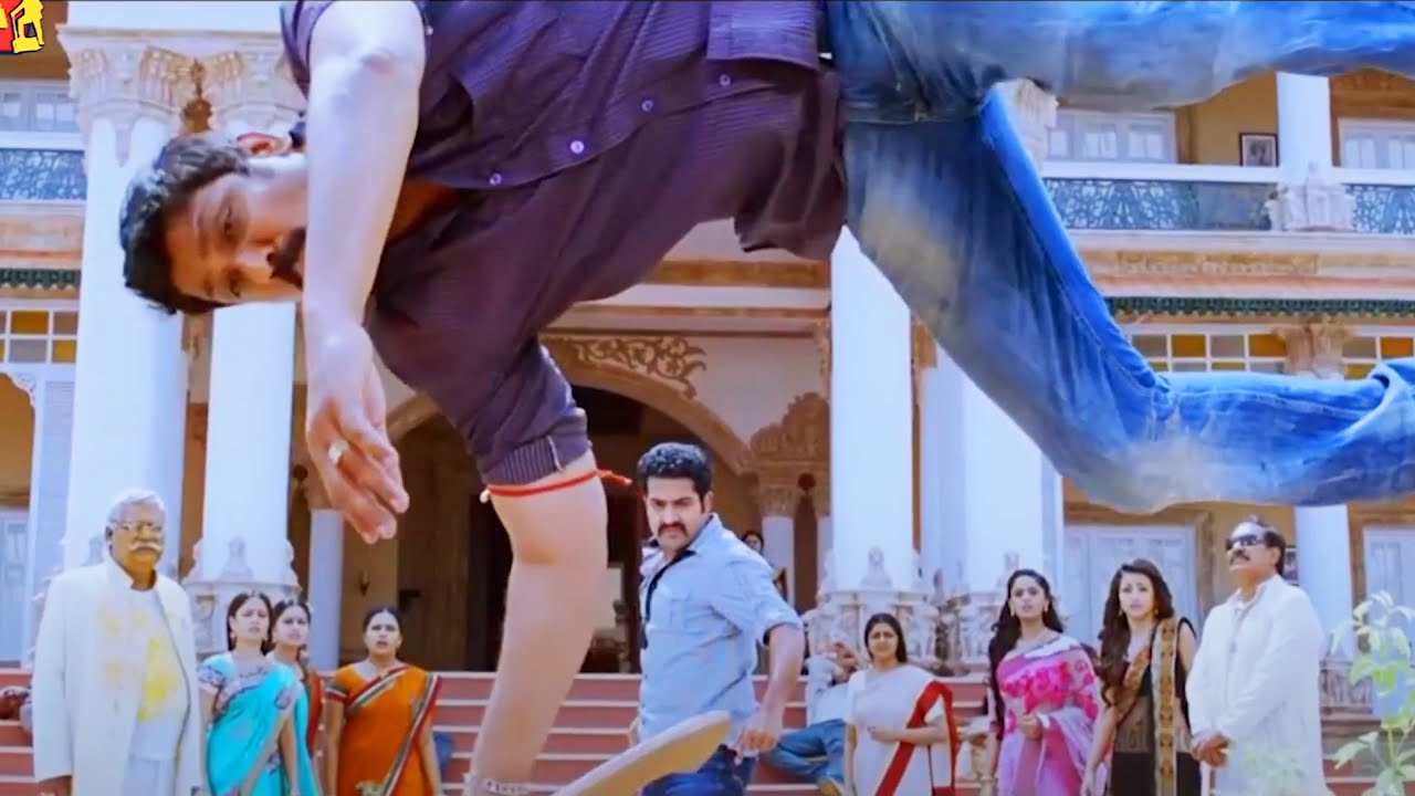 Jr. NTR Telugu Movie Ultimate Action Scene || Bomma Blockbusters - YouTube
