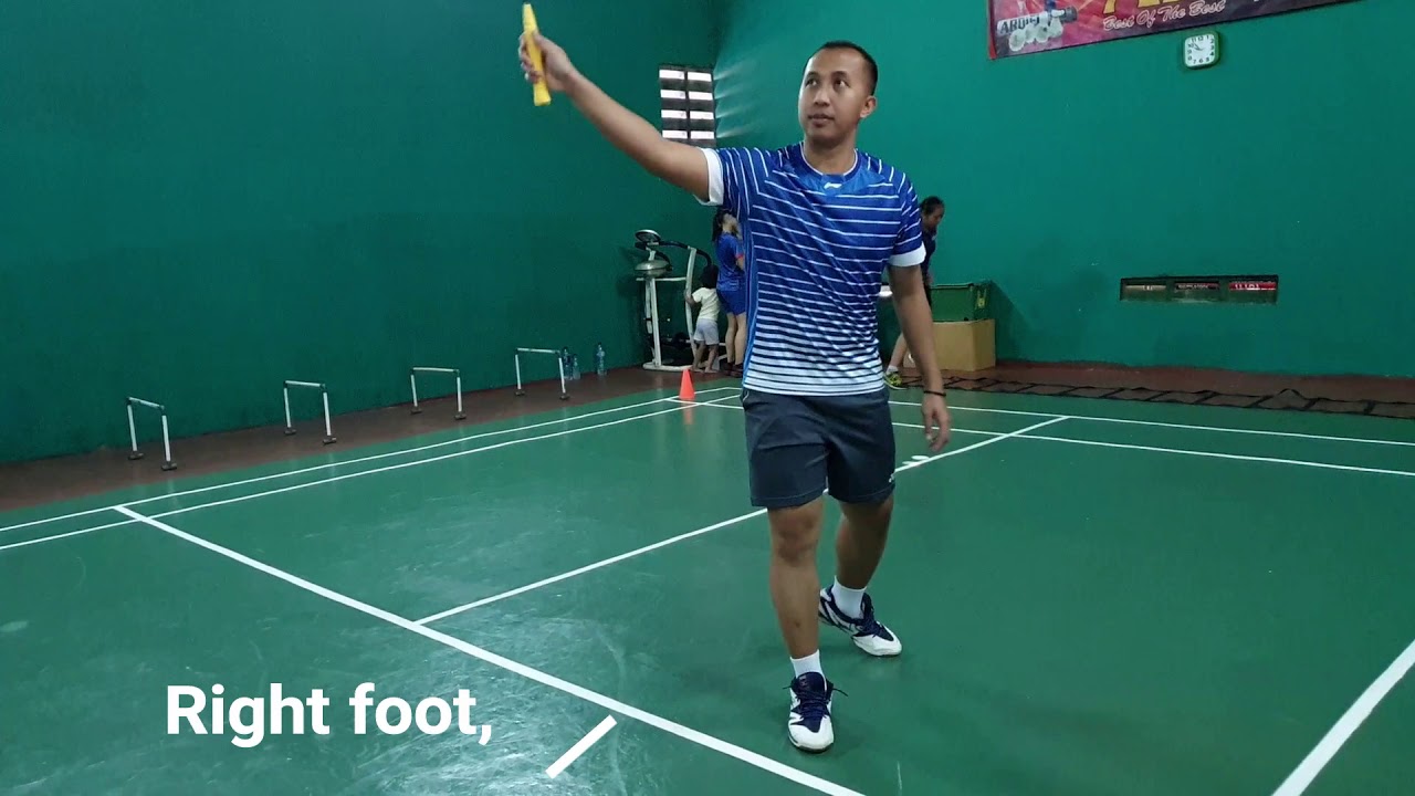 Badminton Technique - Basic Backhand (INDO Life) - YouTube