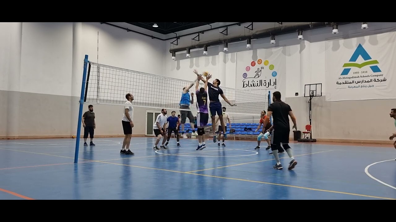 الاحد ١ - YouTube