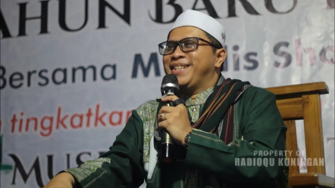 Ust. Ahmad Fauzan, Lc - Fadilah Membaca Shalawat & Pentingnya Shalat ...