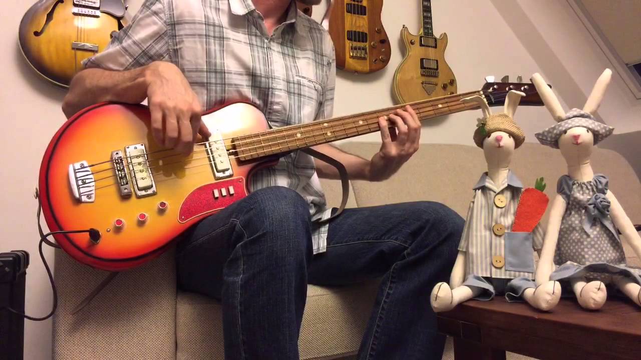 Ural 510 L vintage russian bassguitar - YouTube