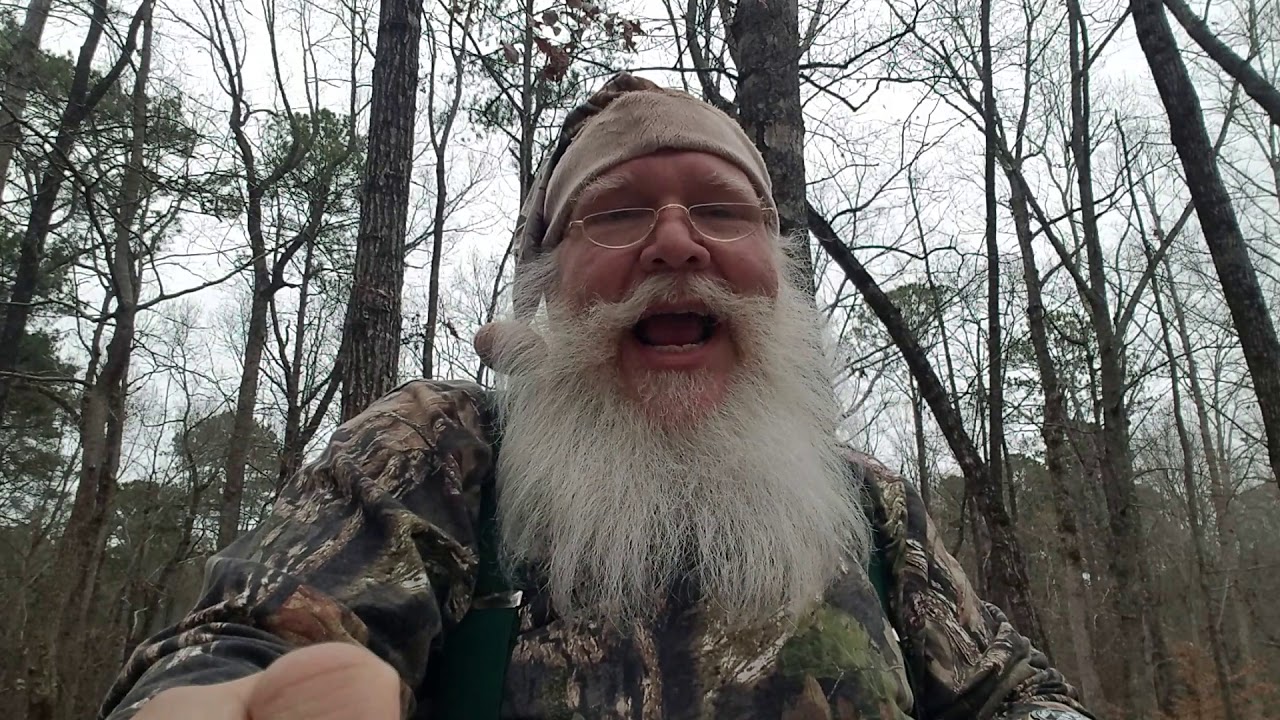 St. Nick of Columbus reads "The Cajun Night Before Christmas" - YouTube