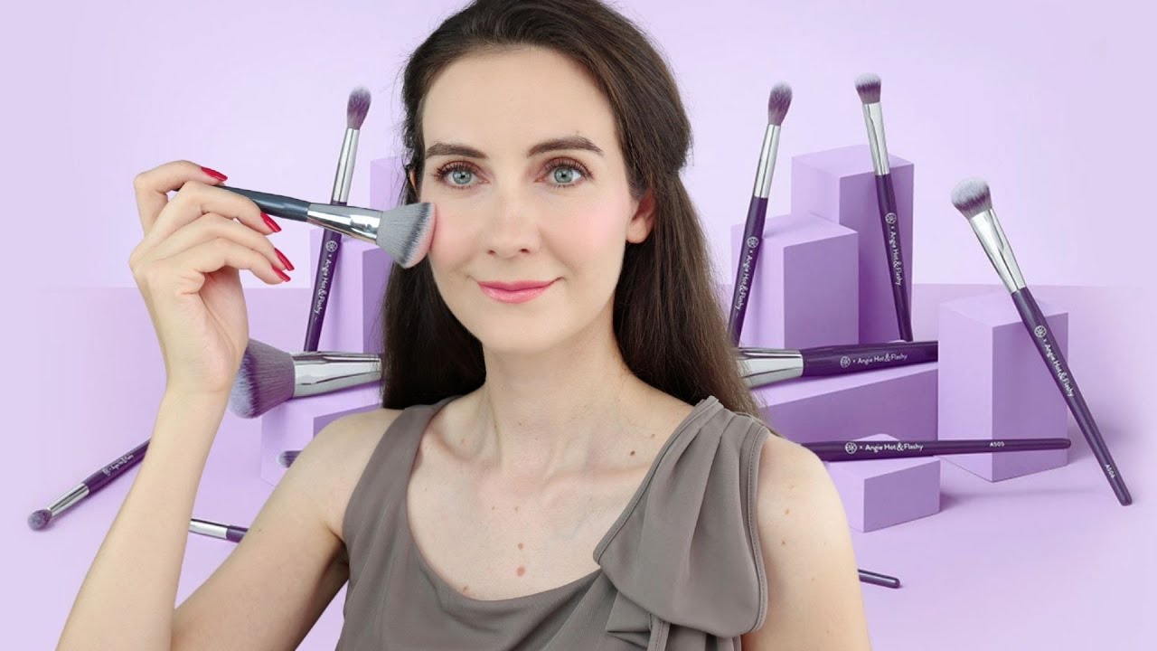 Hot And Flashy Makeup Brushes | Saubhaya Makeup