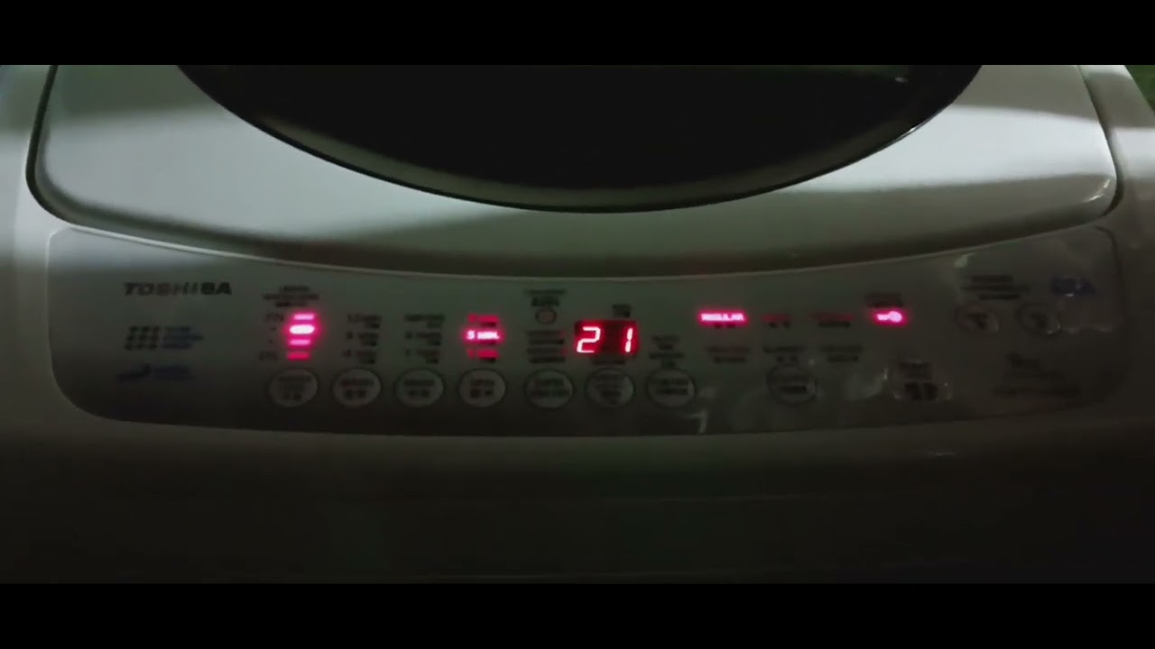20 Minutes To Go In Washing Machine - YouTube