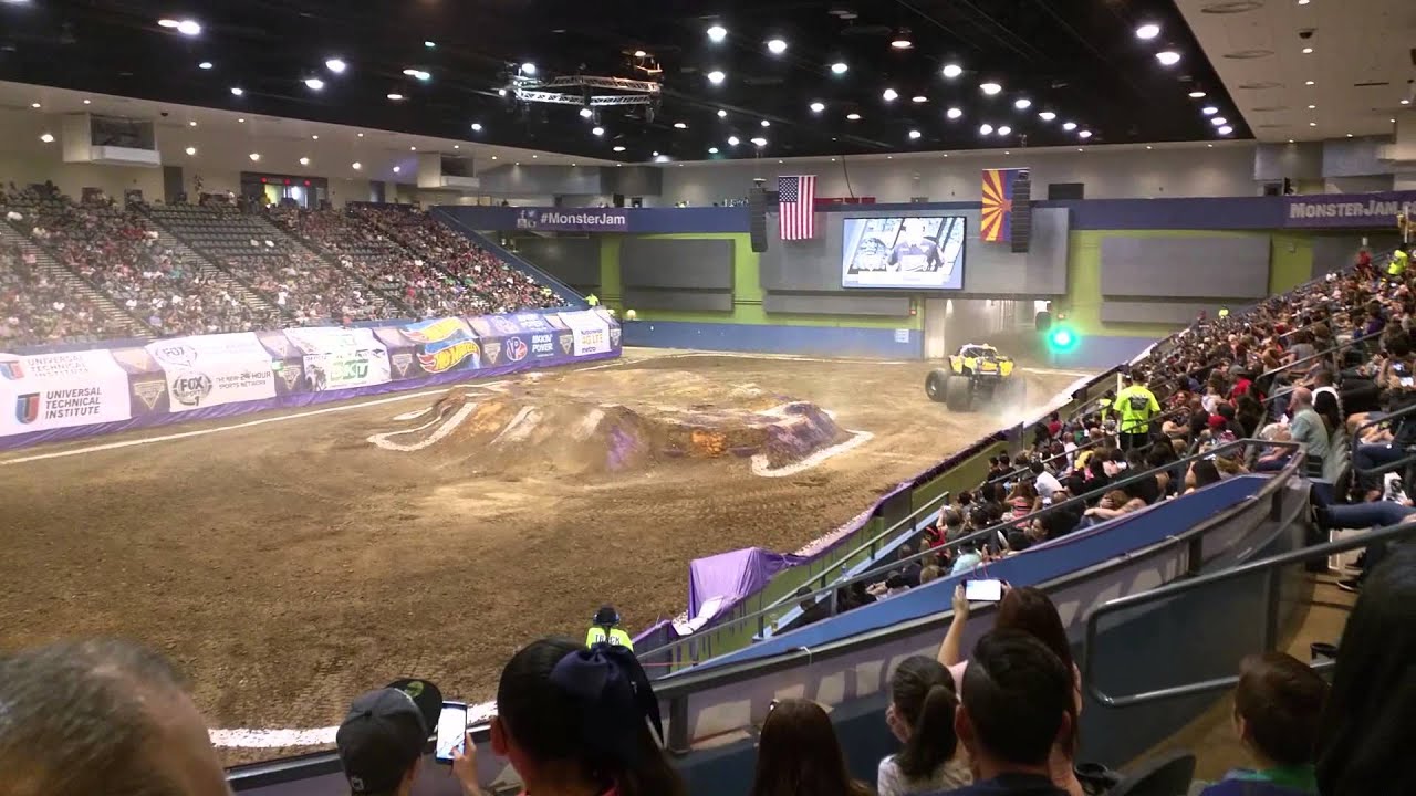 Monster Jam Tucson Convention Center 2/28/2016 - YouTube