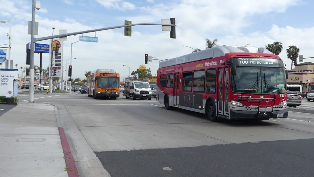 La Metro Rapid Bus