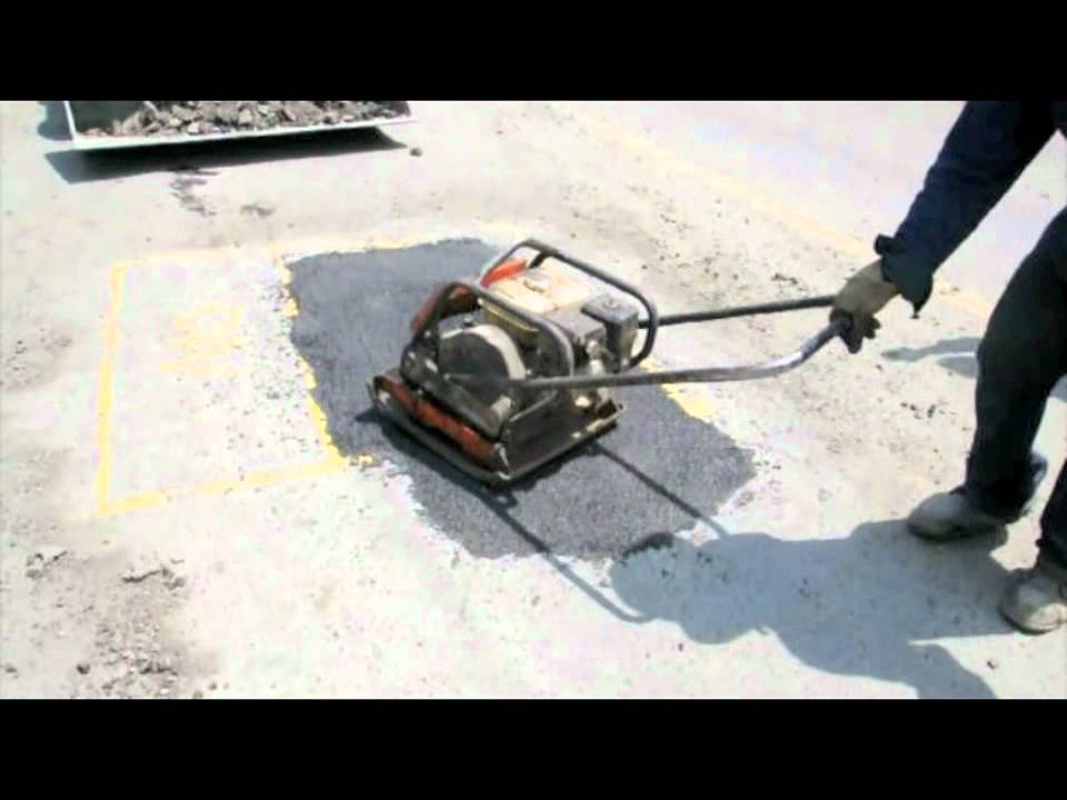 Potholes being Repaired in Colombia using Ultracrete Instant Road ...