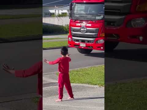 My Red Garbage Truck 😍 #shorts #garbagetruck