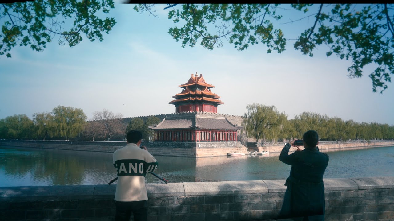 Spring in Beihai Park | Beijing - YouTube