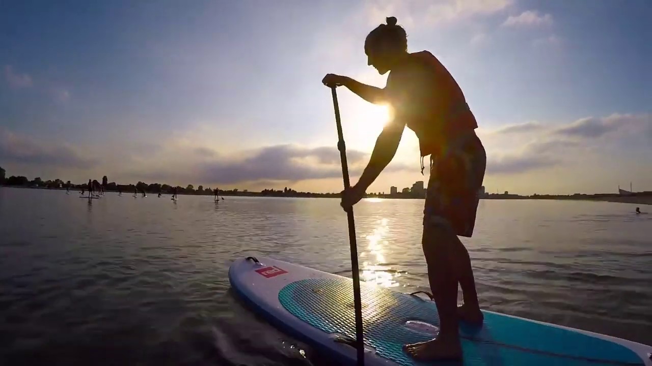 Surf, beers and friends! - YouTube