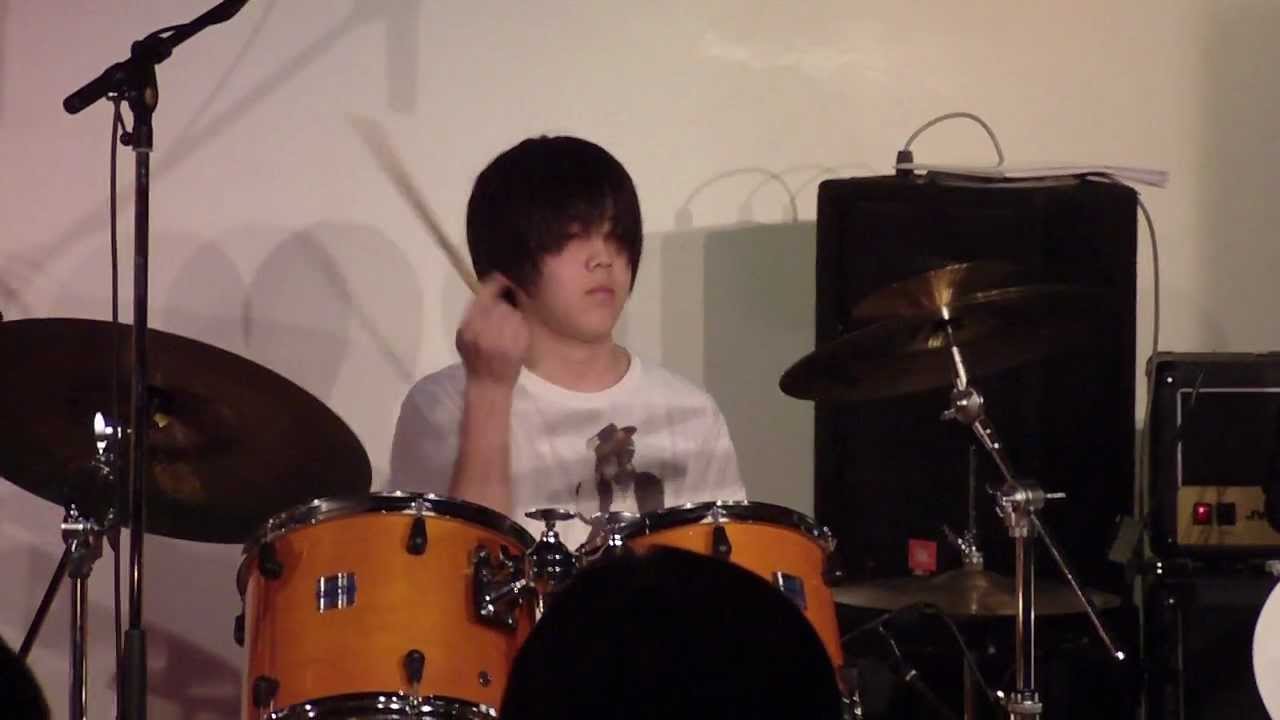YUME LOVES DRUM !!! 15歳 ～別れ道～ - YouTube
