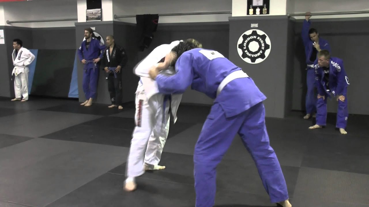 Judo sparring at the Fight Factory London. - YouTube