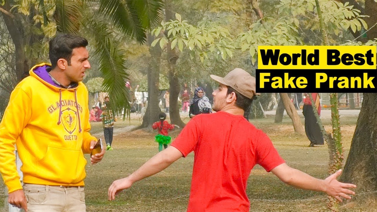 Funny Fake Prank | Lahore TV | Totla Reporter | Funny Prank | Crazy ...