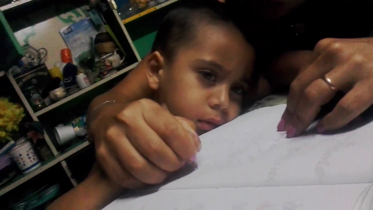Tía Le Enseña A Sobrino De 3 Años Y Se Duerme Y Se Duerme Mientras Le Enseña Youtube