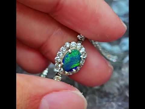 The “Nova Empress” Lightning Ridge Doublet Opal 0.2 G 925 Silver Bracelet