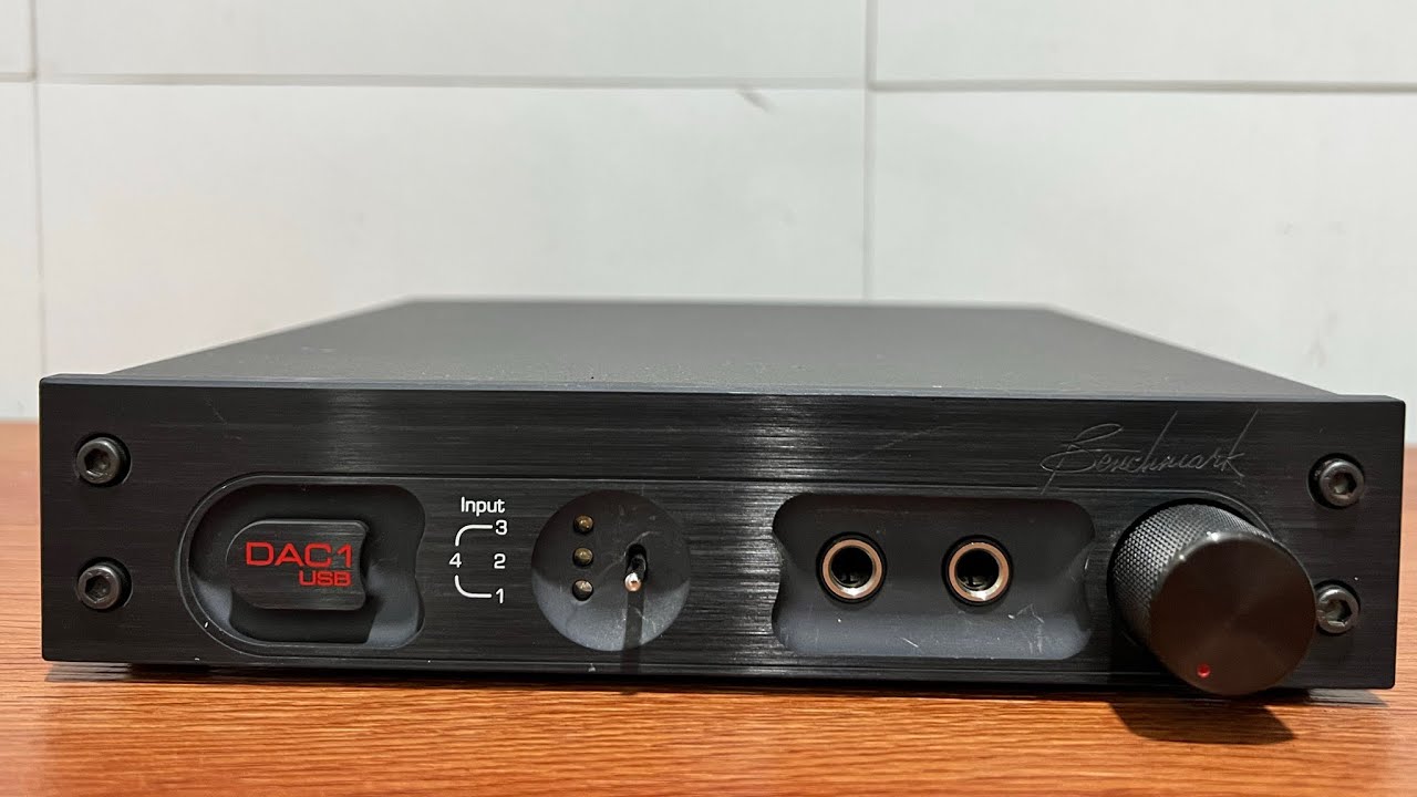 Benchmark Dac 1 pre Usb - YouTube