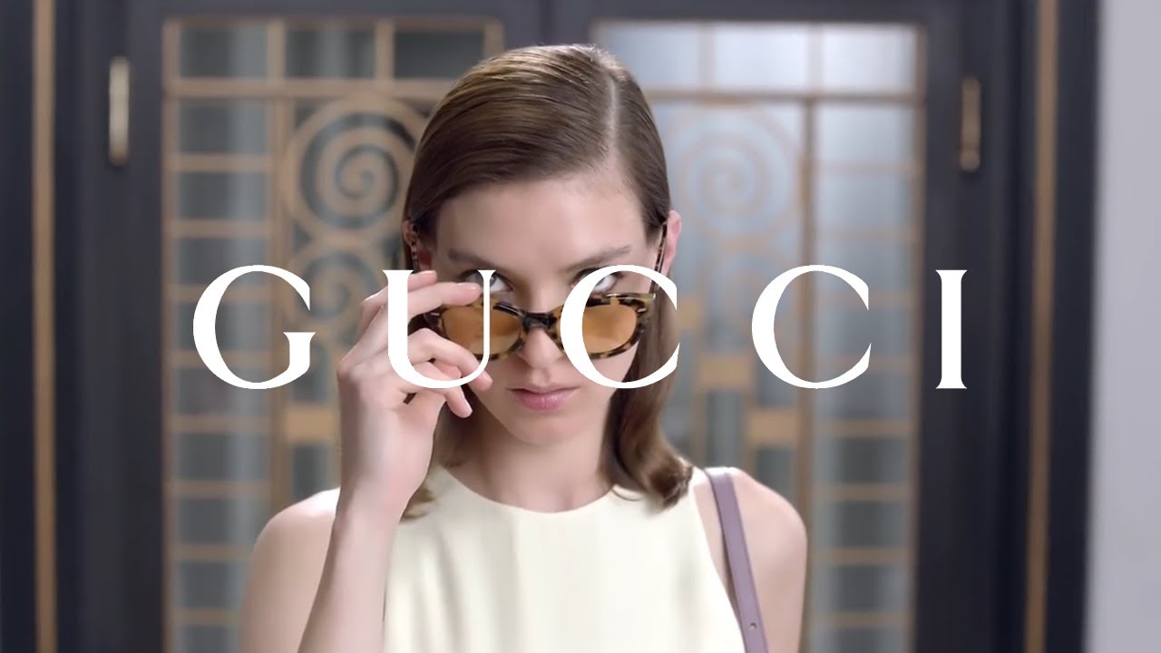 Special Delivery a holiday tale by Gucci - YouTube