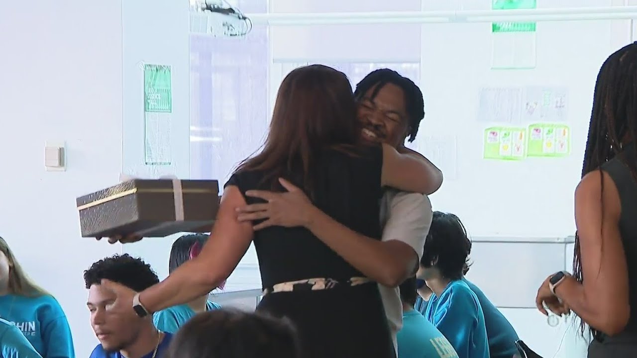 2 local teachers win Distinguished Teacher Award - YouTube