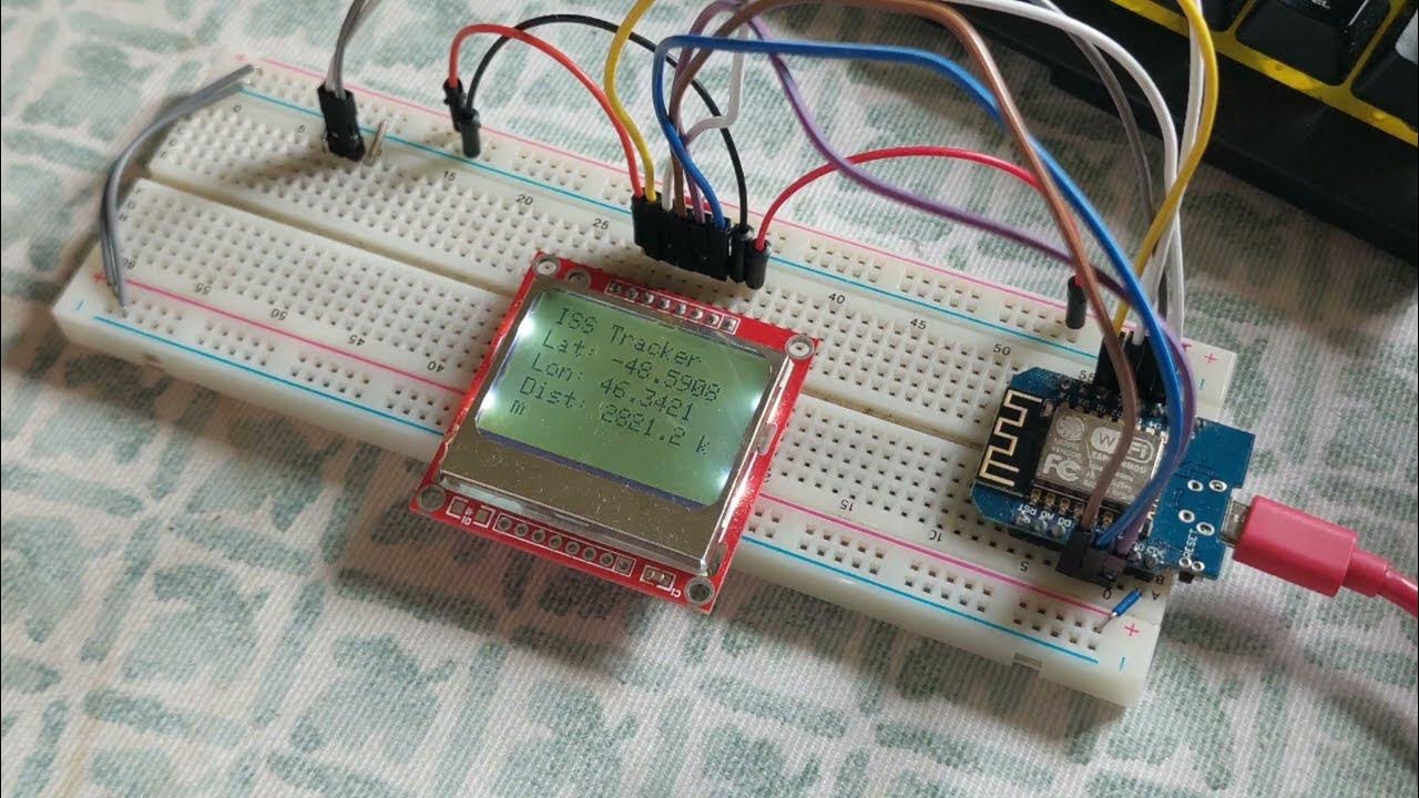 ESP8266 Tracking ISS with Nokia LCD display and ESP8266 - YouTube