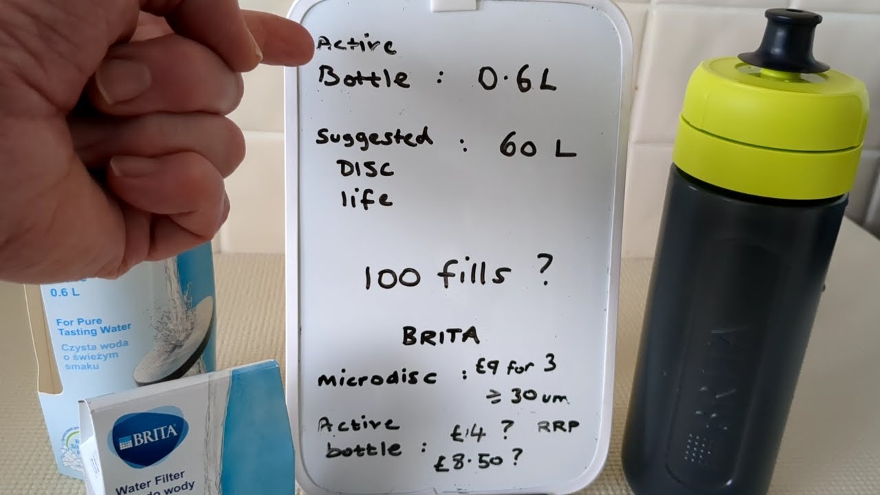 Brita ACTIVE water filter BOTTLE 0 6L : a look - YouTube